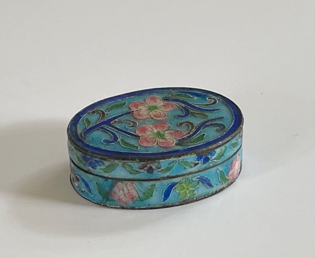 Vintage Miniature Enamel Cloisonné Pill Box Silver / Vintage Cloisonné ...