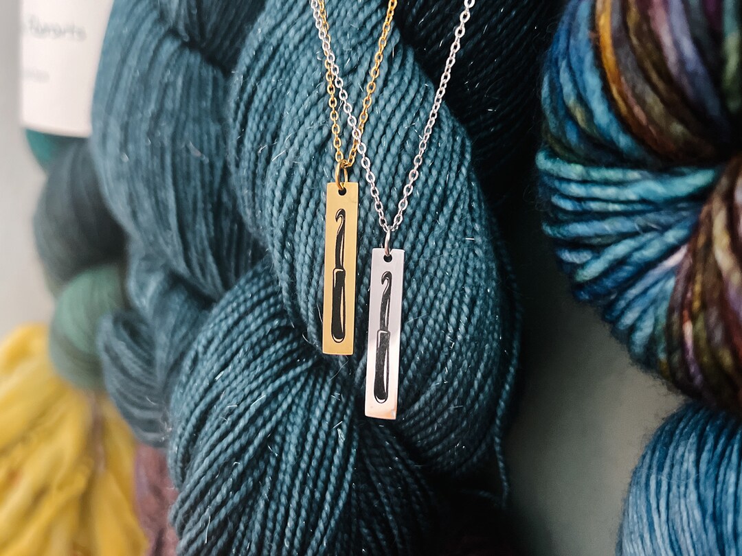 Crochet Hook Necklace, Vertical Bar Pendant for Crocheters, Stainless ...