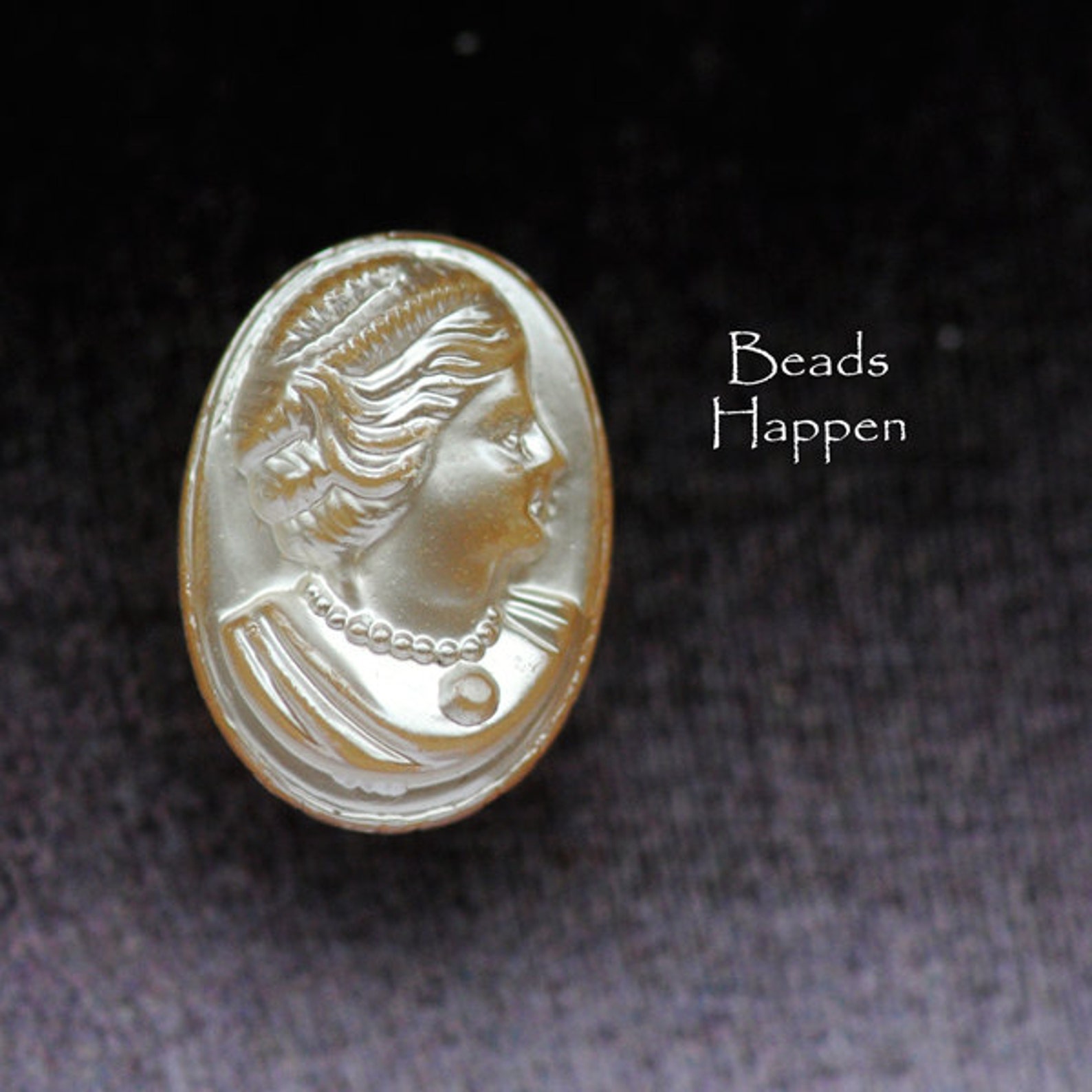 Vintage Pearlized Cameo Button 17x12mm Creamy Pearl Buttons - Etsy