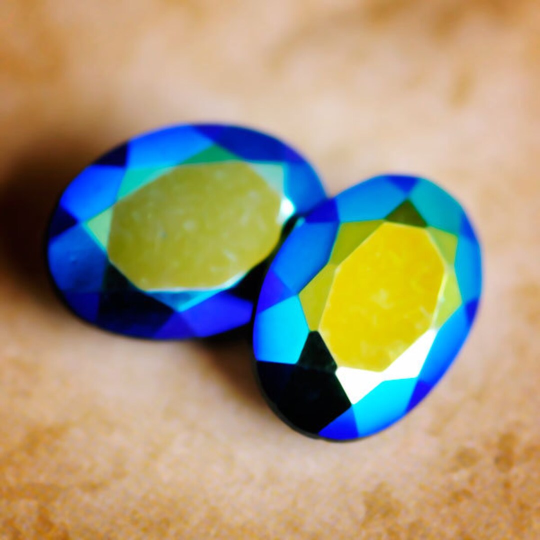 18x13mm Vintage Jet Black Titania Mirrored Oval Glass Gems Jewels ...