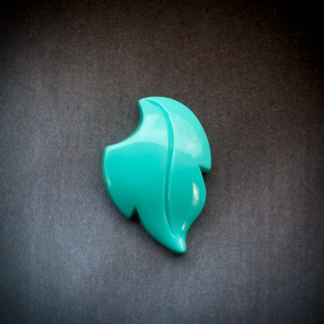 VINTAGE Lucite Turquoise Leaf Embellishment 21x15mm, Lucite Cabochon ...