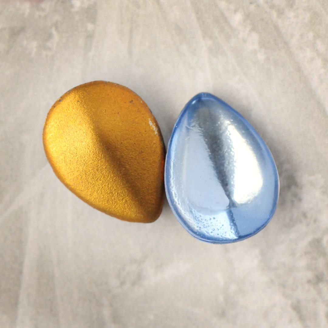 VINTAGE 18x13mm LUMINOUS Pear Light Sapphire Glass Jewels With Smooth ...