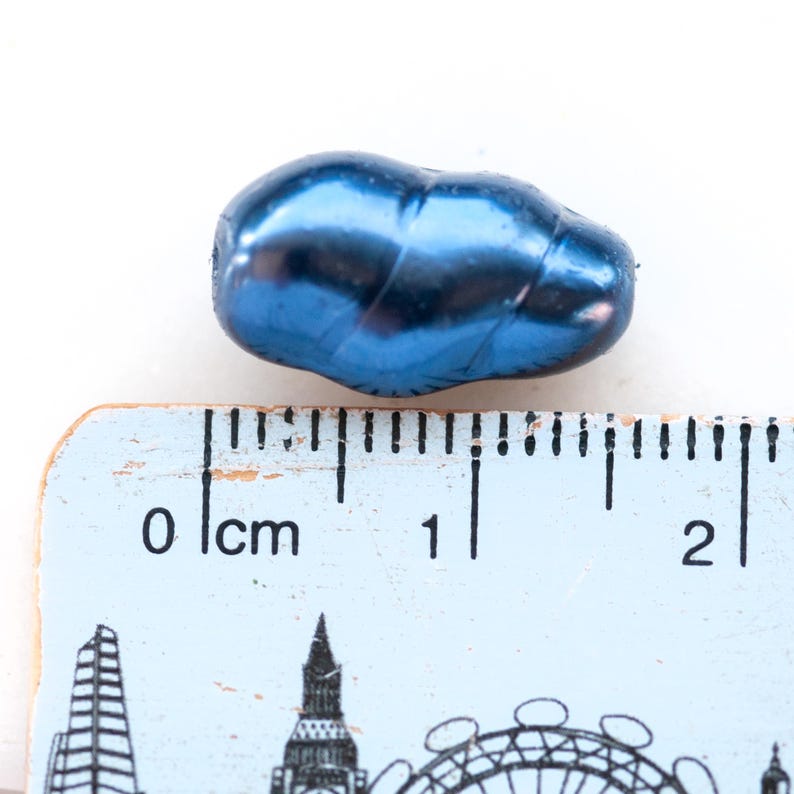 16x9mm Montana Blue Baroque Glass Pearl Pearlized Oblong Beads ...