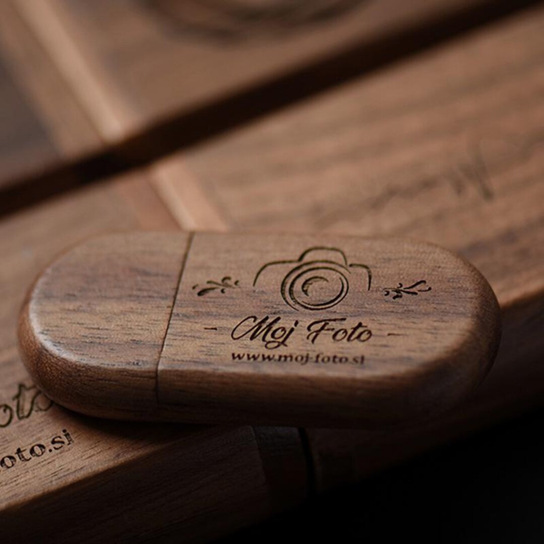 Custom Wooden Keepsake USB Stick Case | Custom Wedding Flash Drive Box ...