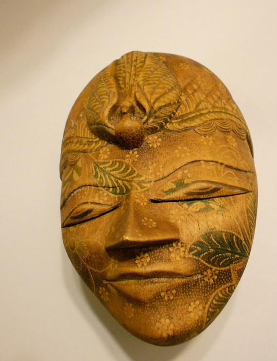 Vintage Carved wood Balinese Batik TOPENG Box-Sleepin… - Gem