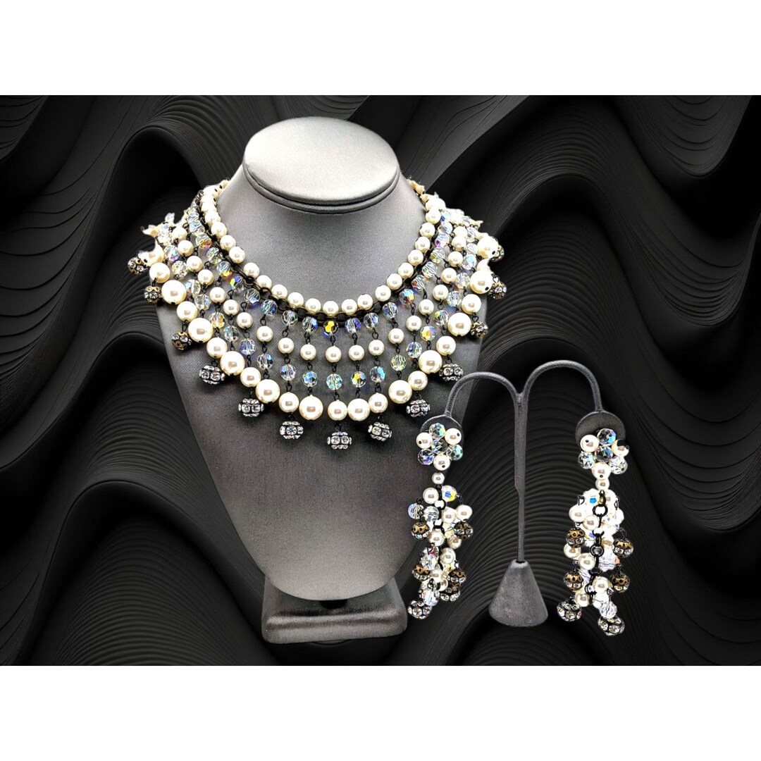 Alice Caviness Jewelry Set, Caviness Pearl Crystal Rhinestone Bead ...