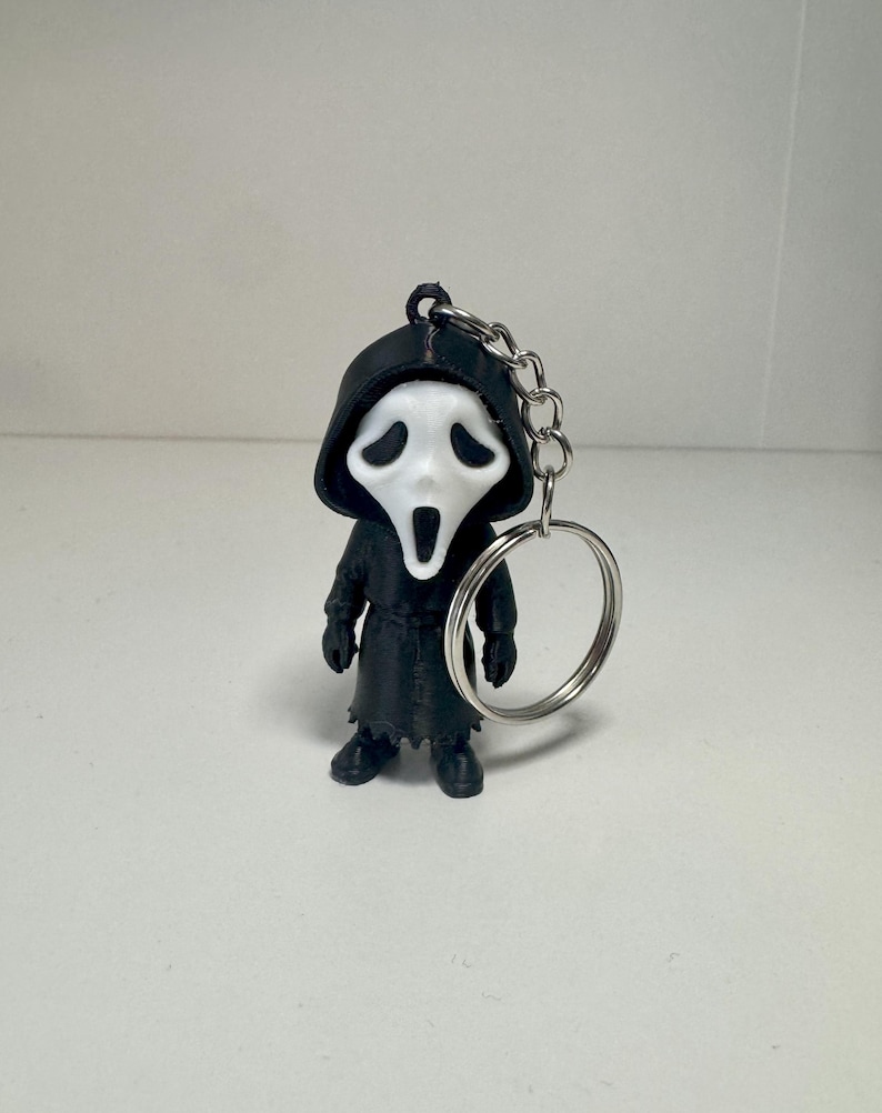 Ghostface Keychain: 3D Printed Horror Movie Fan Art - Etsy
