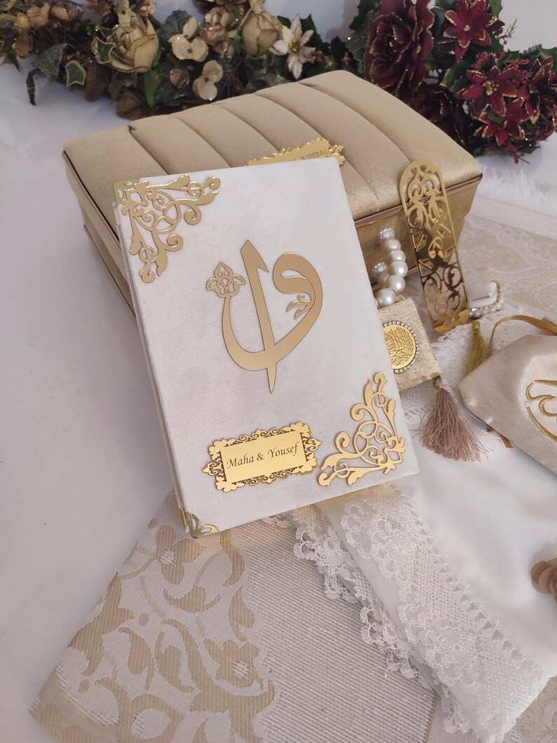 Velvet Quran Gift Set – Islamic Wedding, Eid, Umrah, Hajj - Etsy