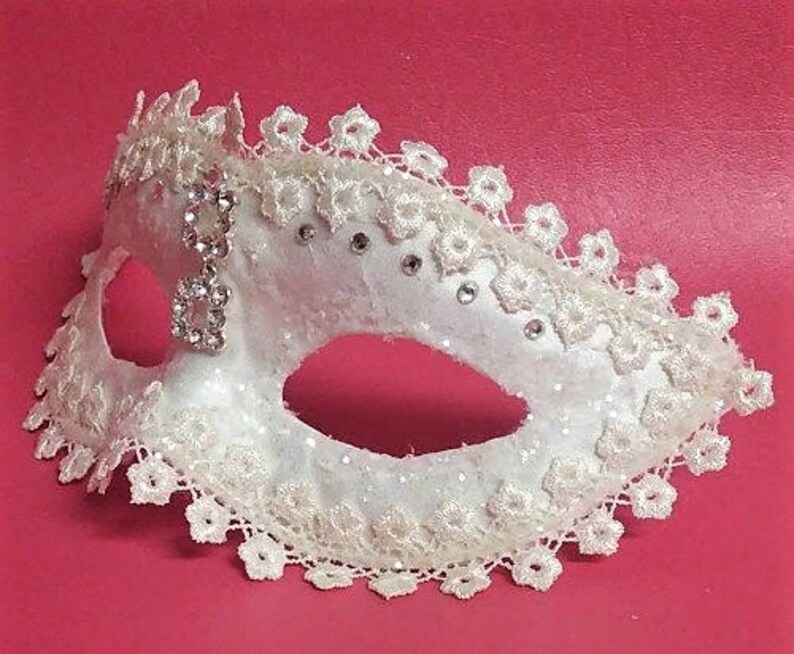 Ivory Masquerade Mask, Handmade Satin Crystal Mask,bridal Accessory ...
