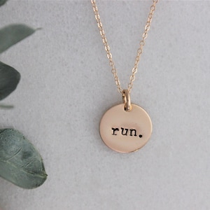 Run Necklace: Marathon Pendant, Athlete Jewelry, Gift for Runner ...