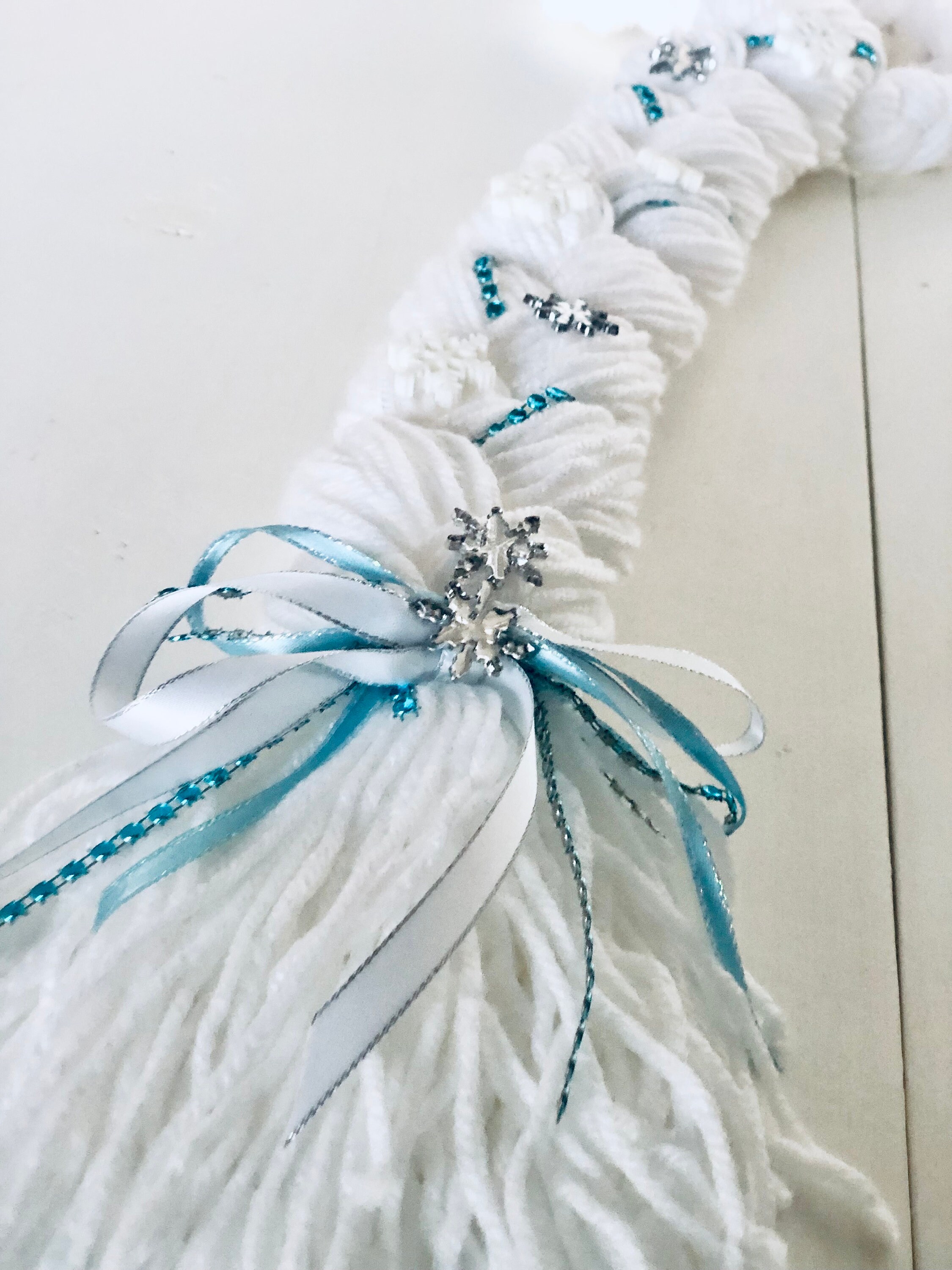 FREE SHIPPING! - Frozen Elsa Braid - Snow Queen Yarn Wig for Halloween ...