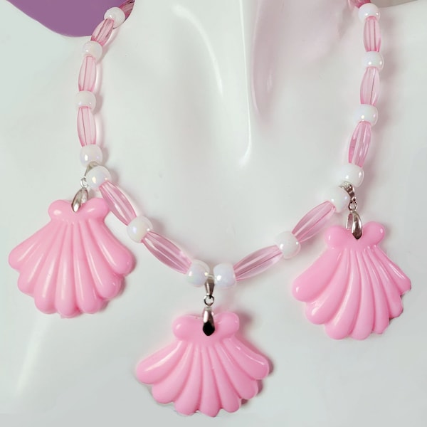Barbie Shell Necklace - Etsy