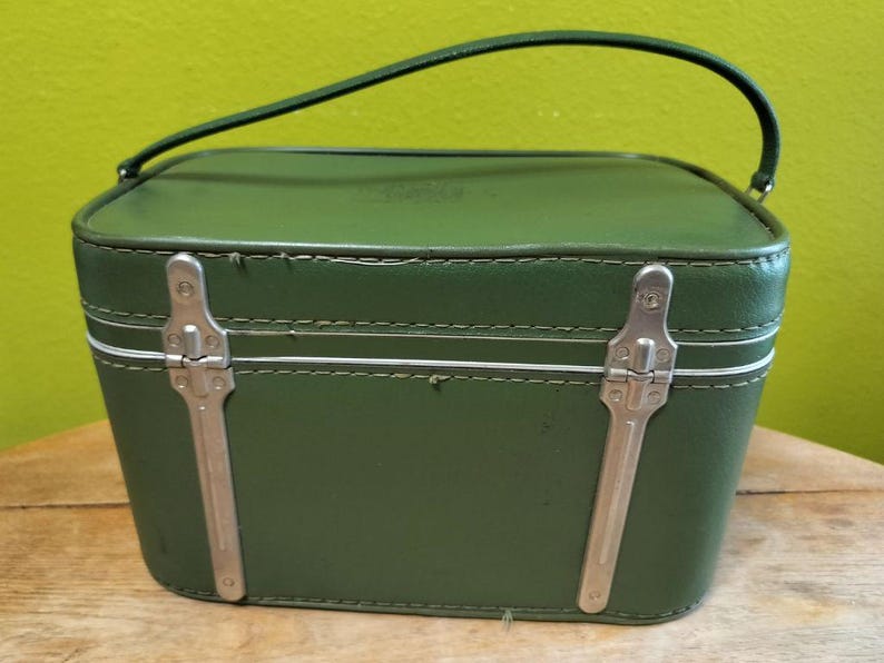 Vintage Sears Avocado Green Train Case Train Case Sears Retro Bag ...