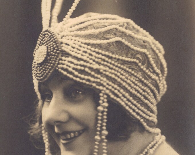 Early Flapper in Fantastic Beaded Turban 1910s/20s - Etsy