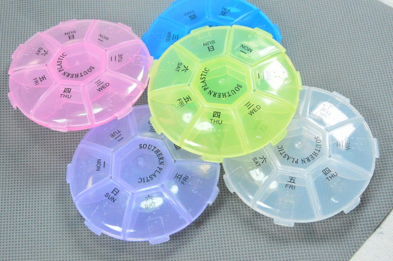 7 Slot Round Plastic Box, 7 Day Weekly Box Pill Box, Assorted Clear ...