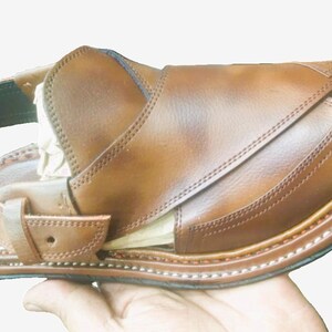 Eastern Ethnic Black Handmade Men's Leather Peshawari Chappal Sandal ...