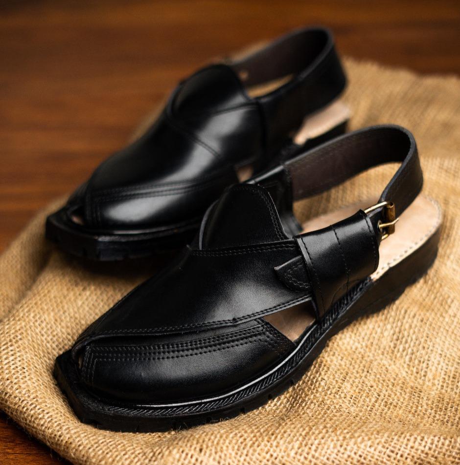Eastern Ethnic Black Handmade Men's Leather Peshawari Chappal Sandal ...