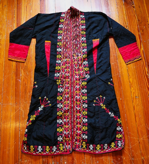 Antique Traditional Turkmen Tekke Embroidered Chapan/… - Gem