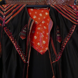 Rare Bedouin/palestinian/middle Eastern Handmade Black Embroidered Robe ...