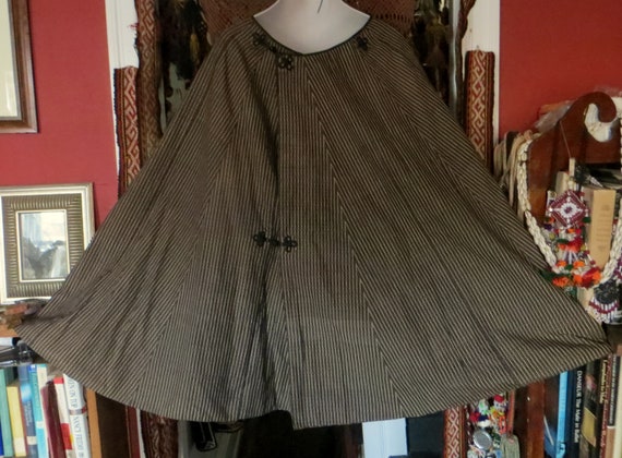 SALE Rare 1930s Antique Doucho Gappa Mantle/Cape/Japa… - Gem