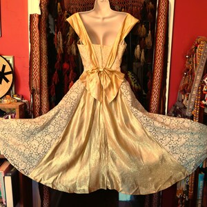 Stunning Bombshell 50s Gold Lame Stye Lace Dress W/outrageous Bowed ...