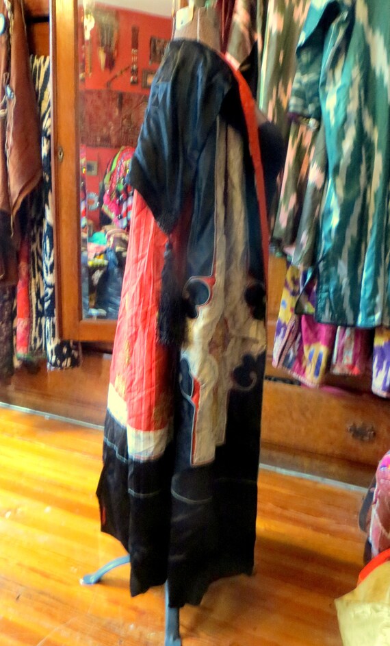 Outrageous Rare Antique Asian Silk Cape/Cloak/Robe Op… - Gem