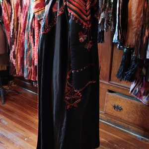 Rare Bedouin/palestinian/middle Eastern Handmade Black Embroidered Robe ...