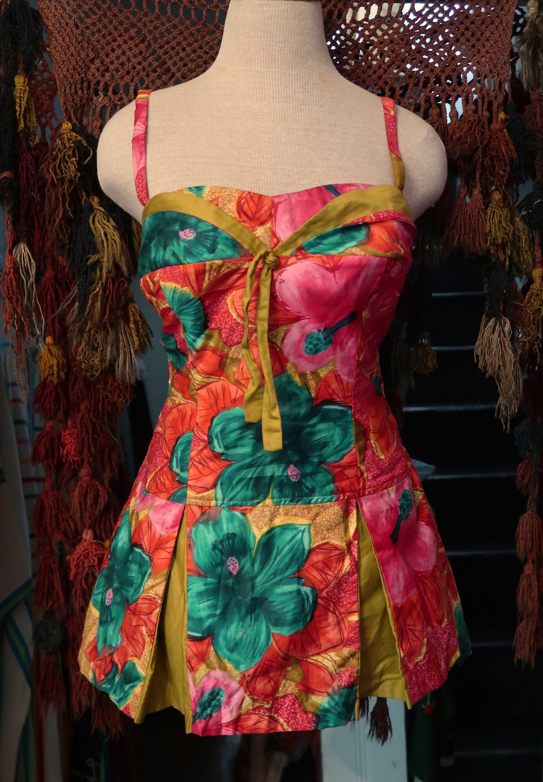 SALE Rare 1950s/60s Kamehameha "miss Hawaii" Bright Tropical Floral ...