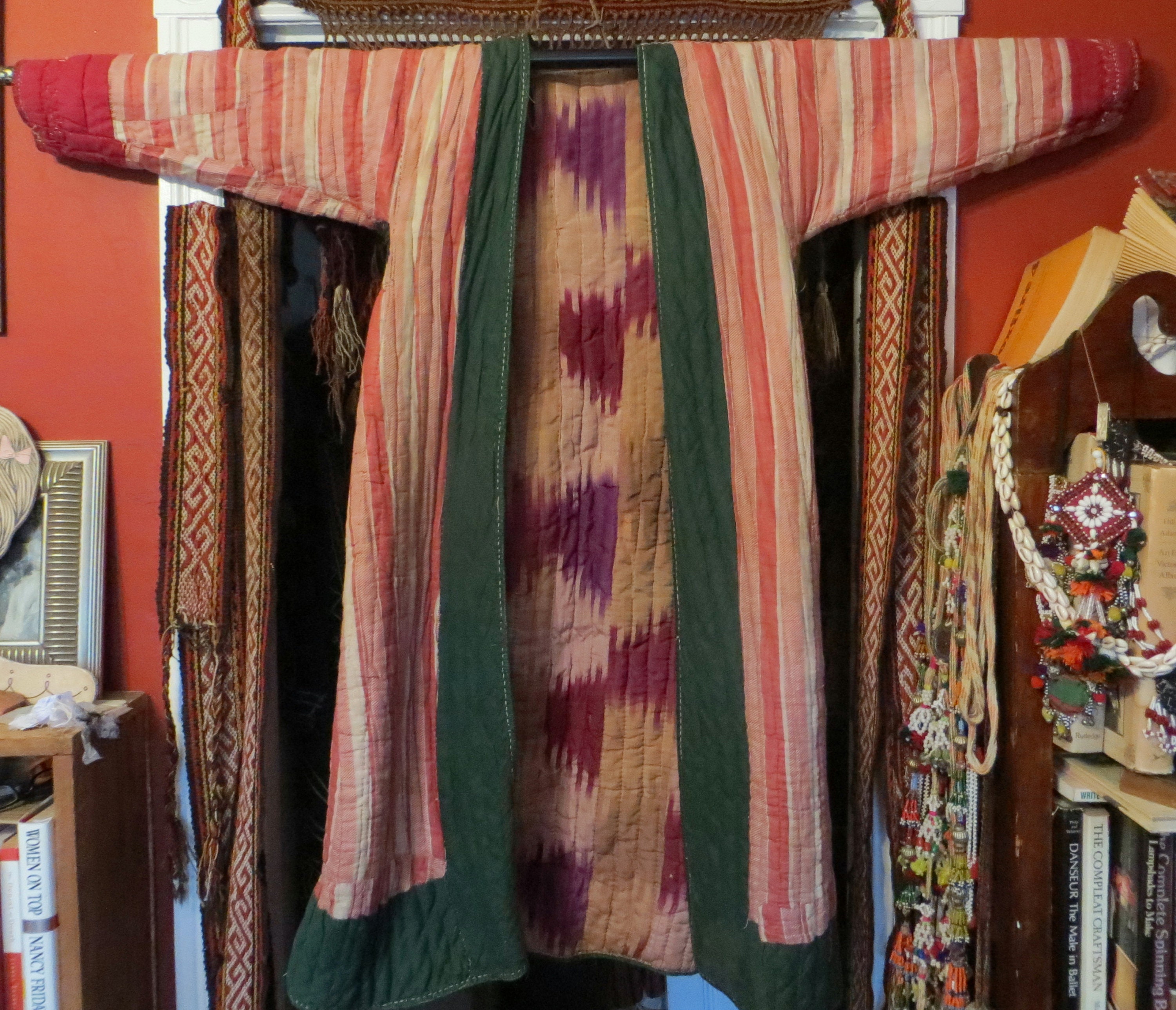 Amazing Antique Silk Uzbek Padded/quilted Ikat Robe/chapan/coat With ...