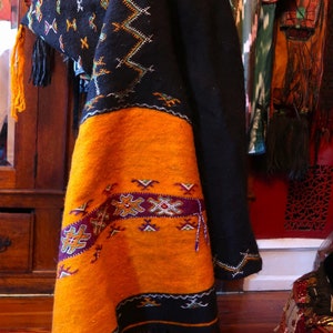 SALE Fabulous Old Moroccan Berber Amazigh Handmade Handspun Wool ...