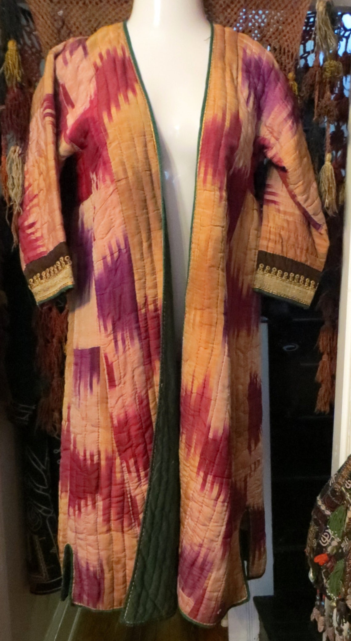 Amazing Antique Silk Uzbek Padded/quilted Ikat Robe/chapan/coat With ...