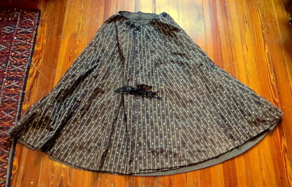 SALE Rare 1930s Antique Doucho Gappa Mantle/Cape/Japa… - Gem
