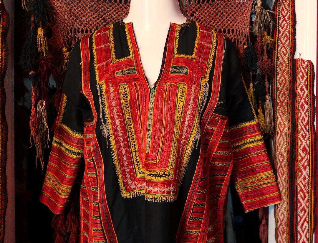 Rare Traditional Mid 20th Century Handmade Yemeni Dress/kaftan/thobe ...