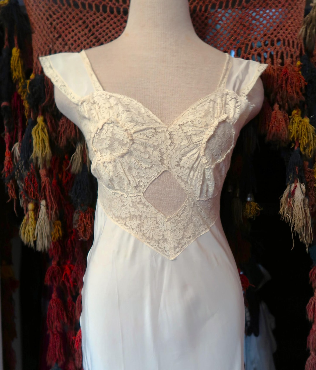 Stunning 1940s Old Hollywood Bur Mil Quality Rayon Bias Cut Nightgown W ...