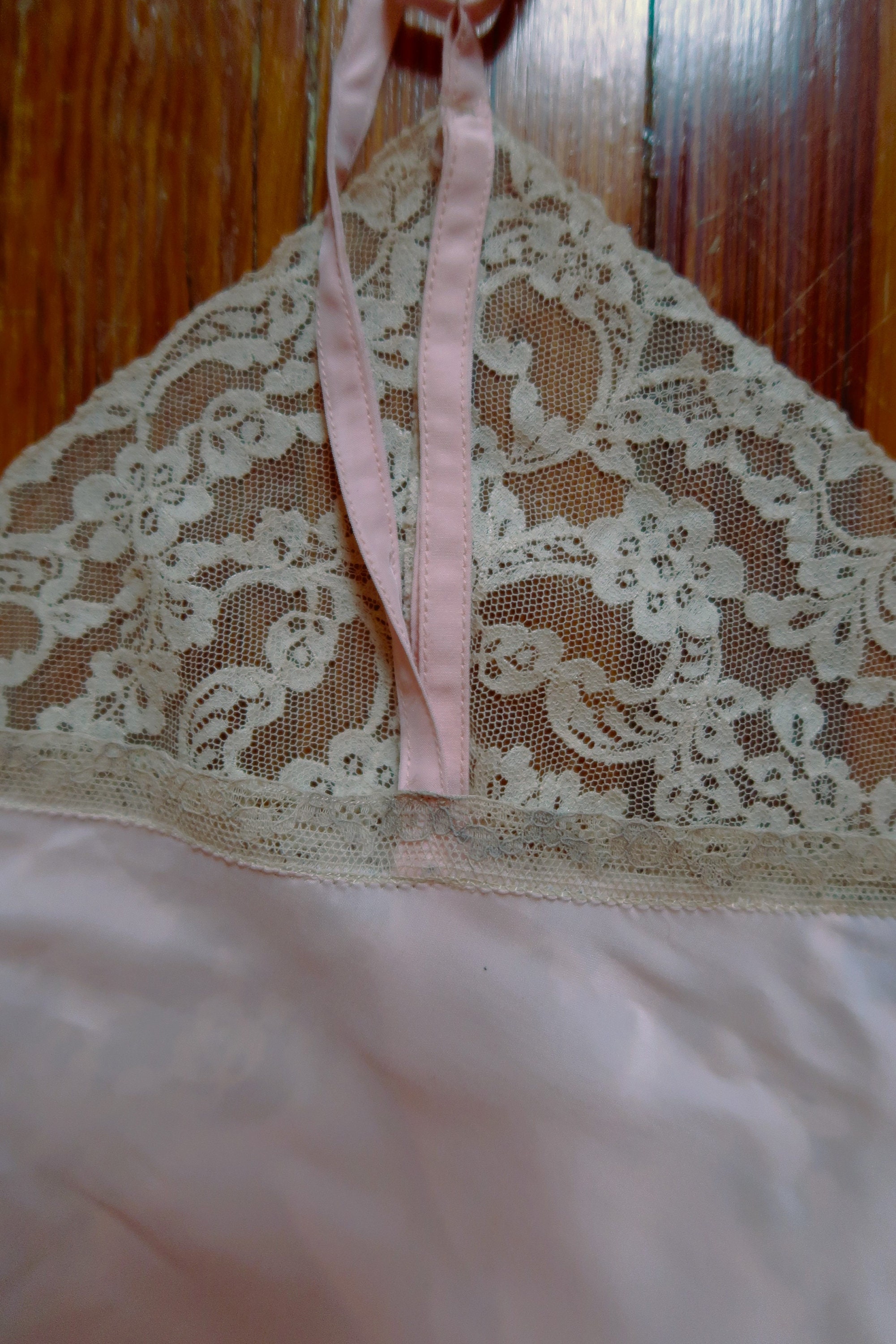 Gorgeous 40s Pink Slip W/extensive Ecru Lace Trim Full - Etsy