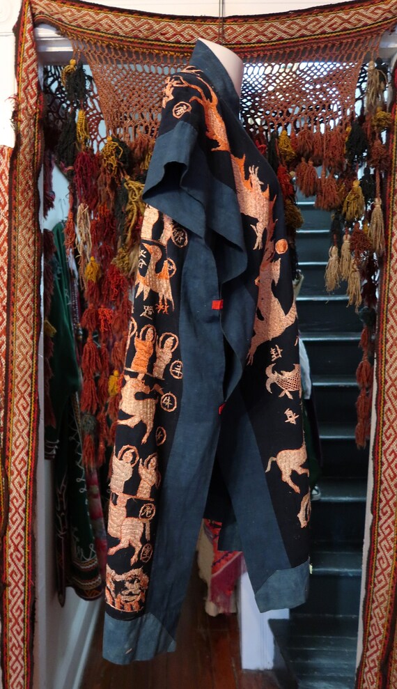 ON HOLD Rare Antique Dao Lan Tien Shamanic Robe, Indi… - Gem