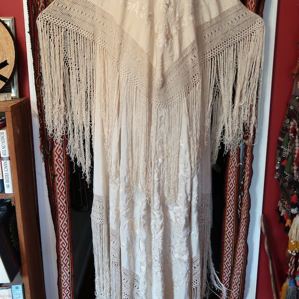 Victorian Shawl - Etsy