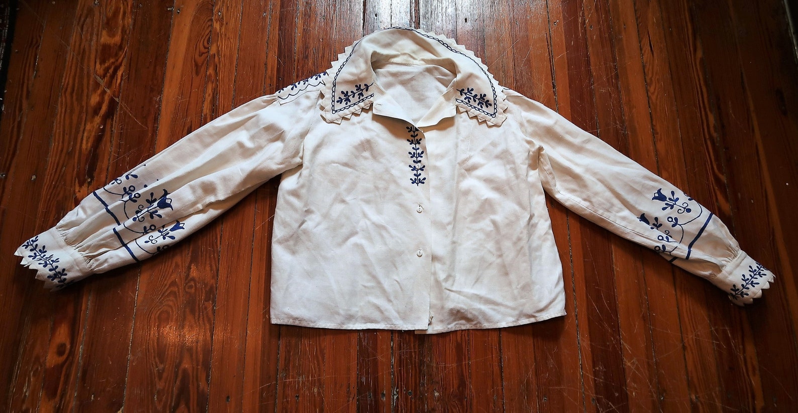 Gorgeous 50s/60s Eastern European Blue and White Embroidered - Etsy