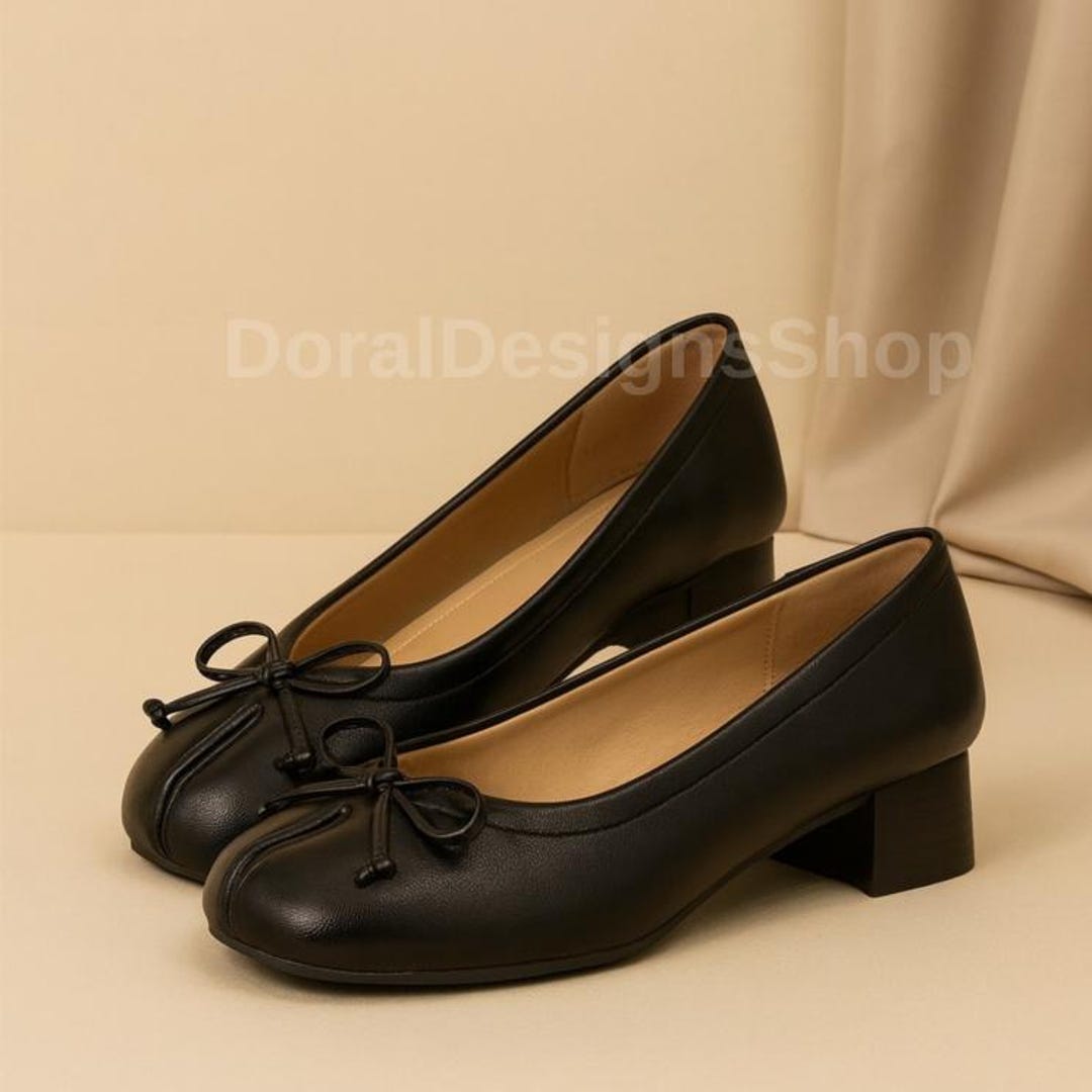 Black Tabi Sandal Pumps for Women – Split Toe Wrinkle Heels, Vintage ...