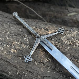 Handmade Scottish Claymore Sword: Legend of the Seeker Replica - Etsy