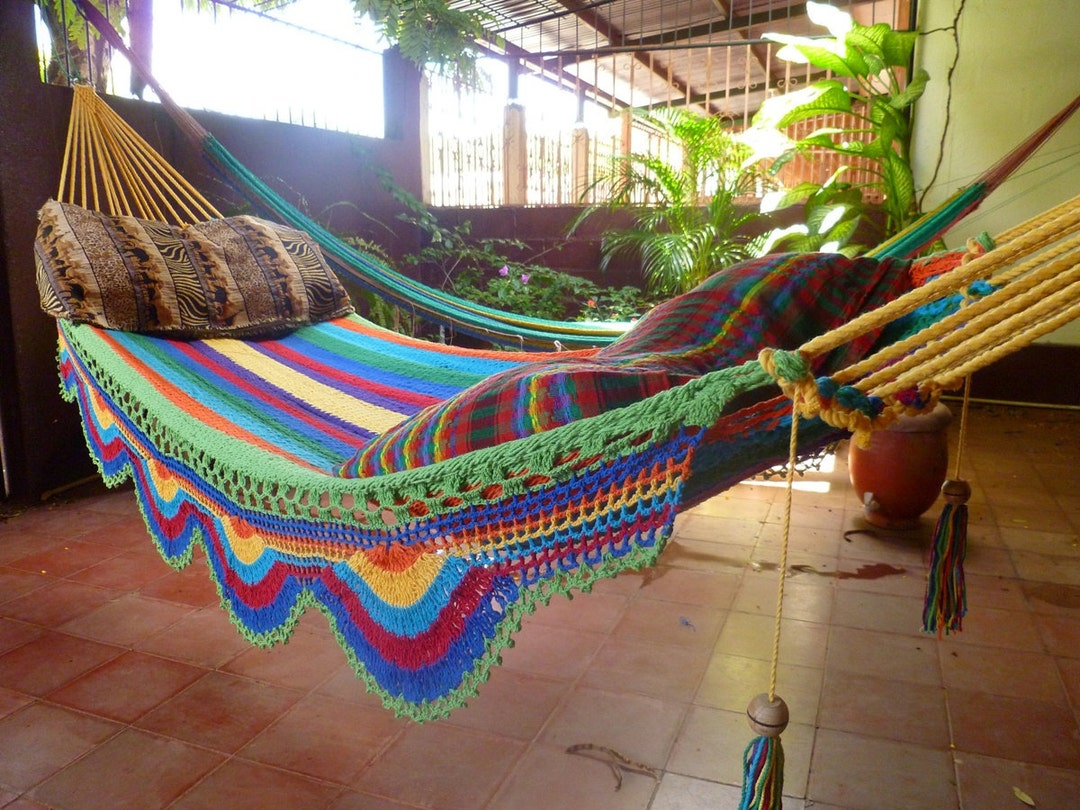 Yellow Arms Colorful Hammock. Double Size Hammock Handwoven With Simple ...