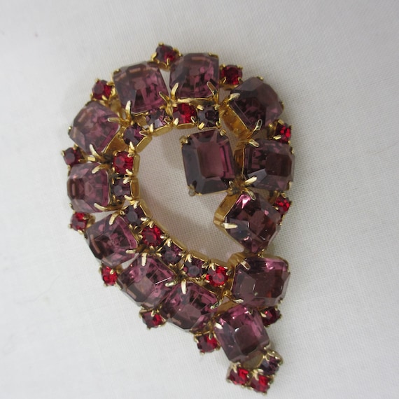 Vintage Purple / Red Rhinestone Brooch / Pin - Gem