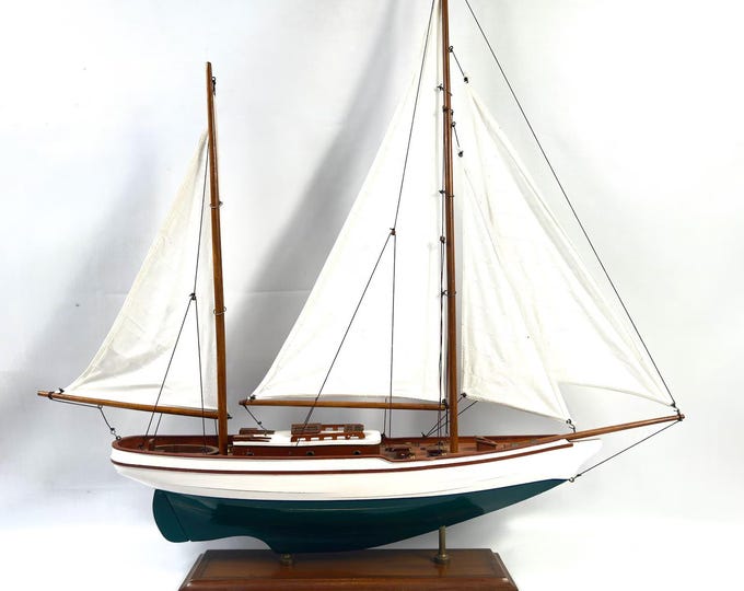Large Scale Model Sailing Yacht on Stand, 80 Cm - Etsy