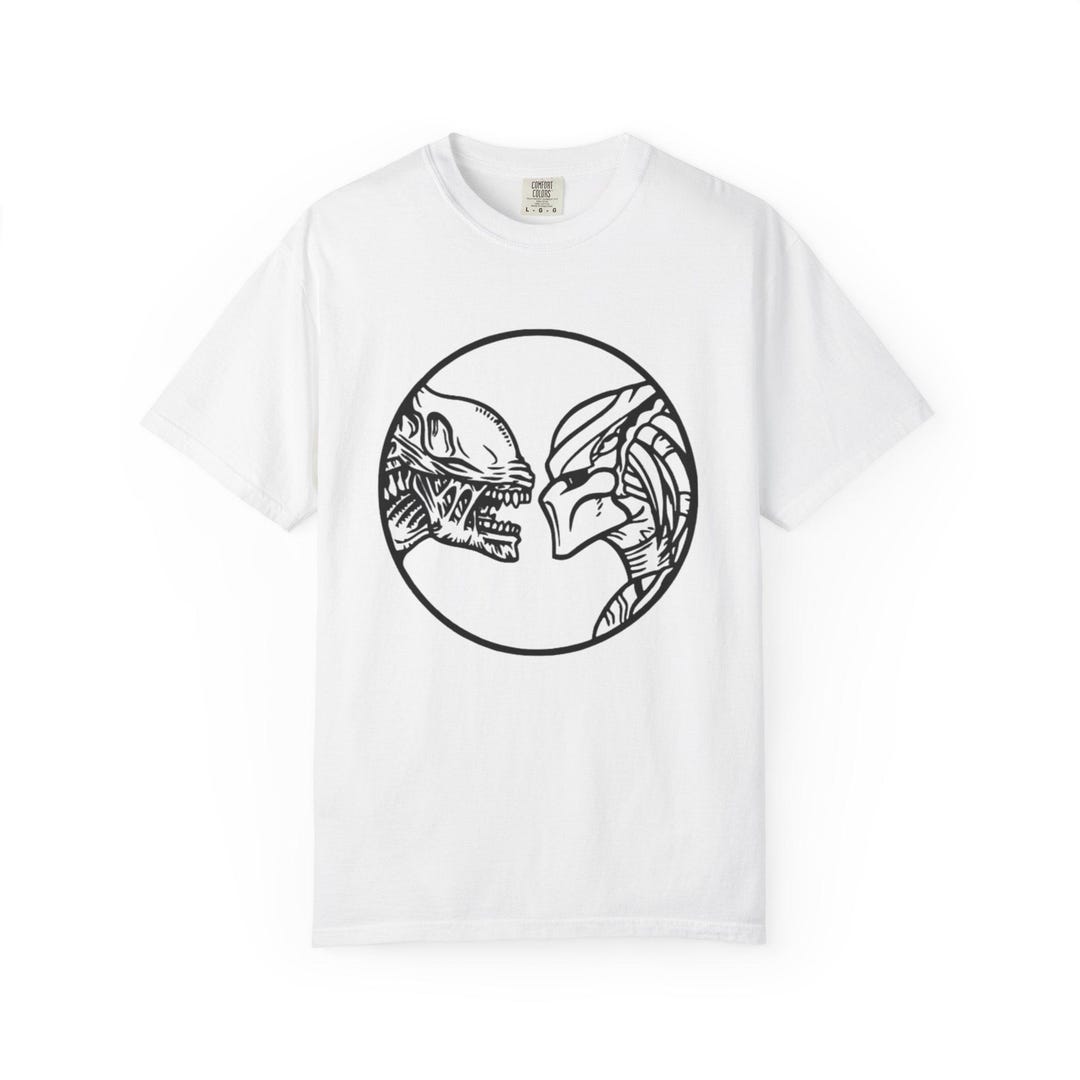 Alien Vs Predator T-shirt - Etsy