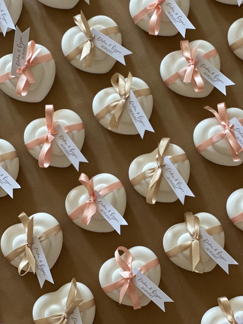Personalized Luxery Heart Concrete Soy Wax Candle Wedding Favor With ...