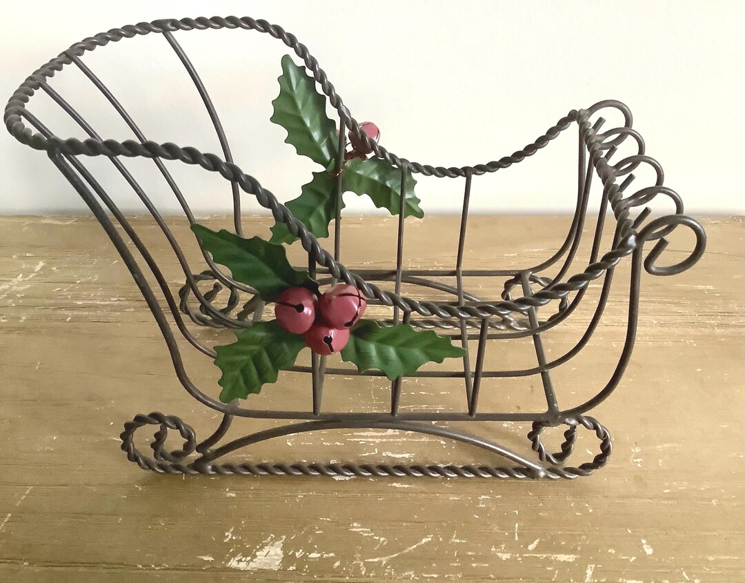 Rust Metal Sleigh With Holly & Bells – Vintage Style Christmas Decor ...