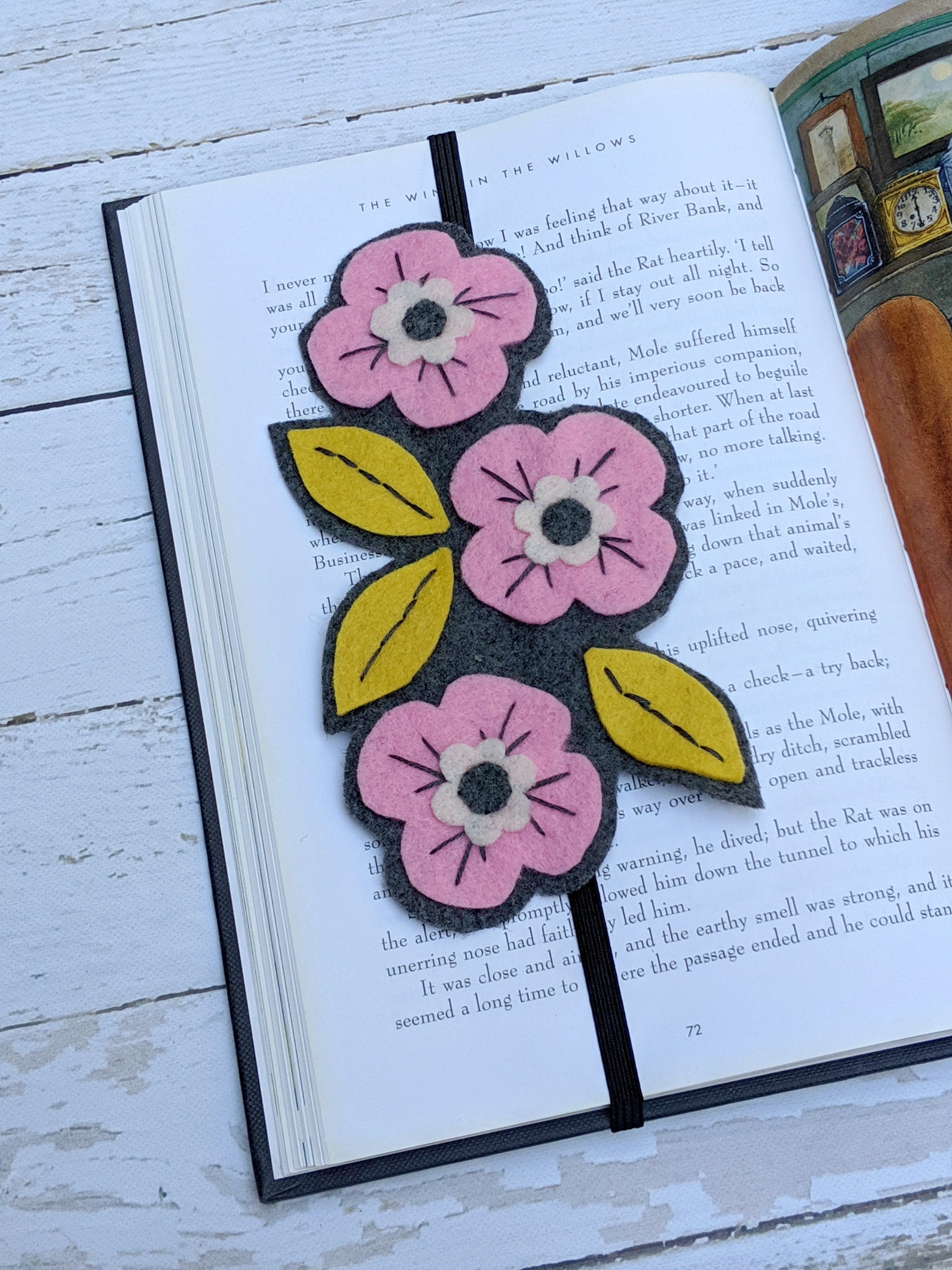 Elastic Band Bookmark Set of 3 Book Club Gift Teacher | Etsy