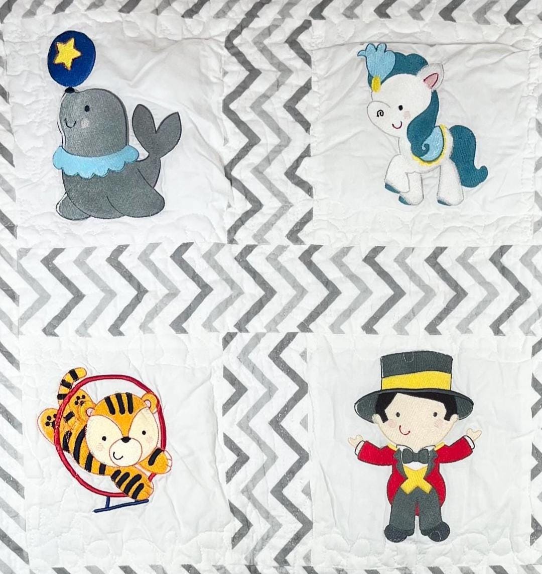 Personalized Circus Quilt for Kids - Etsy