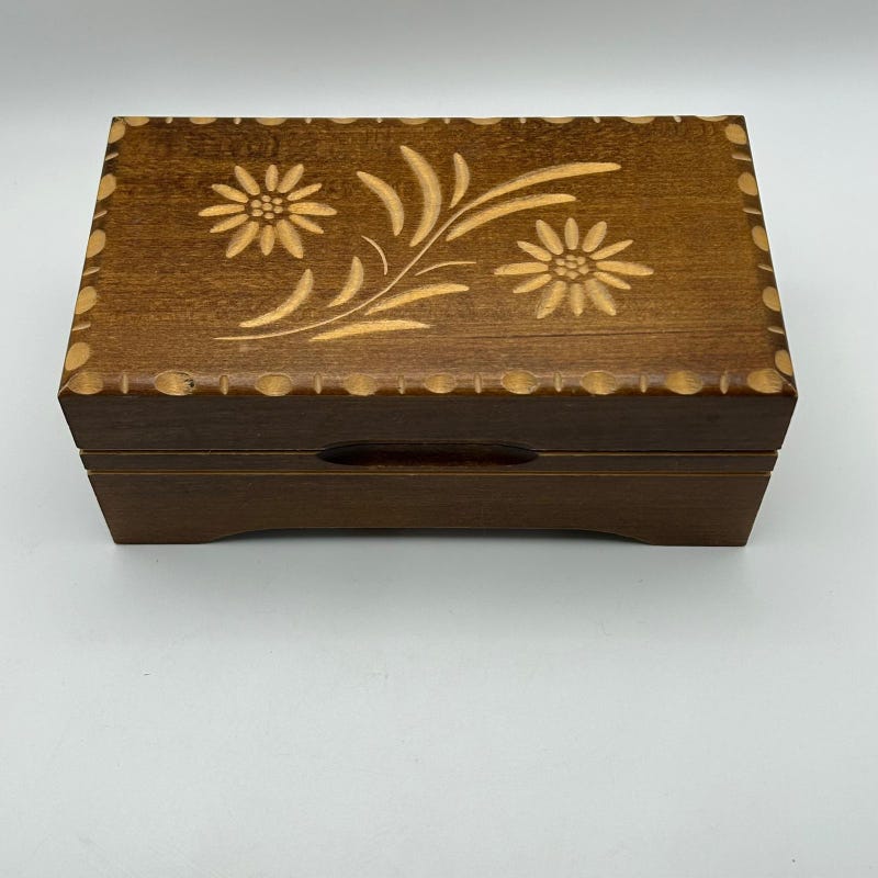 Reuge Edelweiss Music Box - Etsy