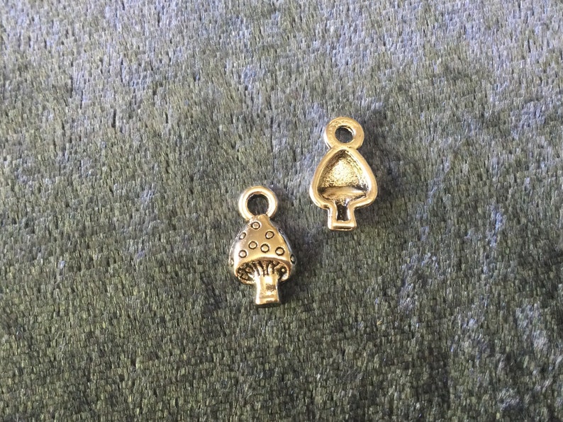 10 or 20 Pk Tiny Mushroom Charms/pendants, Shroom Fungus Fungi Garden ...